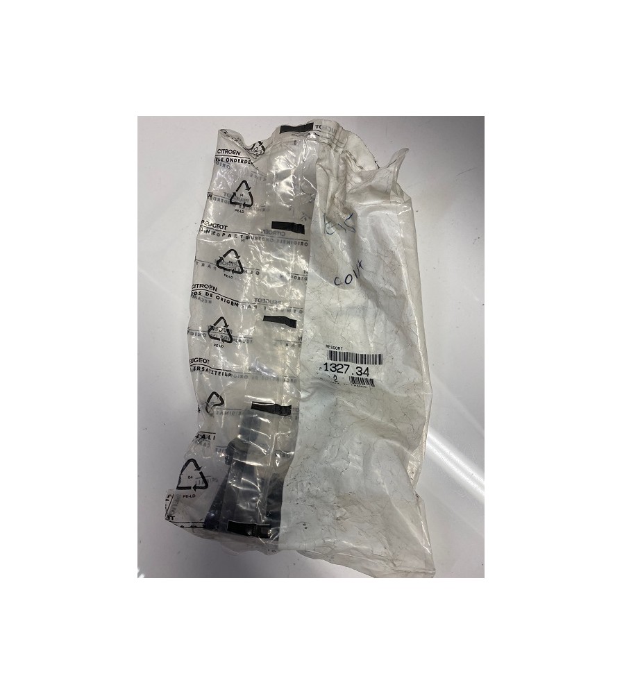 Genuine OE Peugeot 306 radiator retaining clip - 1327.34 - Spoox Motorsport