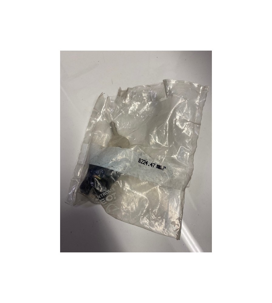 Genuine O/E Peugeot 205 / 309 glovebox lock & keys - 8224.47 - Spoox ...